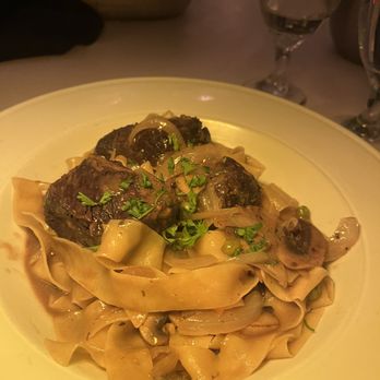 BANCHETTO FEAST - Updated December 2025 - 60 Photos & 27 Reviews - 75 W ...