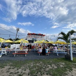 BOATYARD 401 - Updated July 2025 - 46 Photos & 74 Reviews - 401 ...