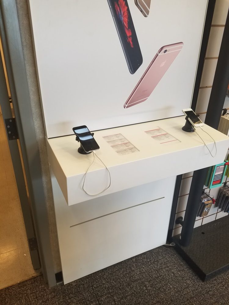 VERIZON - Updated September 2024 - 3385 Main St, Kansas City, Missouri ...