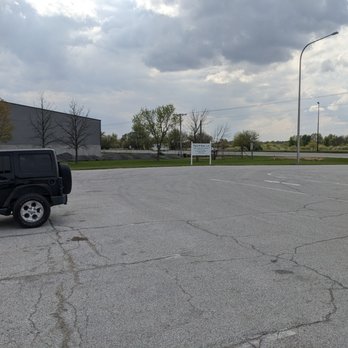 PARK AND RIDE LOT - Updated April 2025 - 28900 IL-107, Griggsville ...