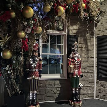 618 - Updated January 2026 - 1443 Photos & 915 Reviews - 618 Park Ave ...