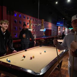 KINGS DINING & ENTERTAINMENT - Updated December 2025 - 249 Photos & 347 ...