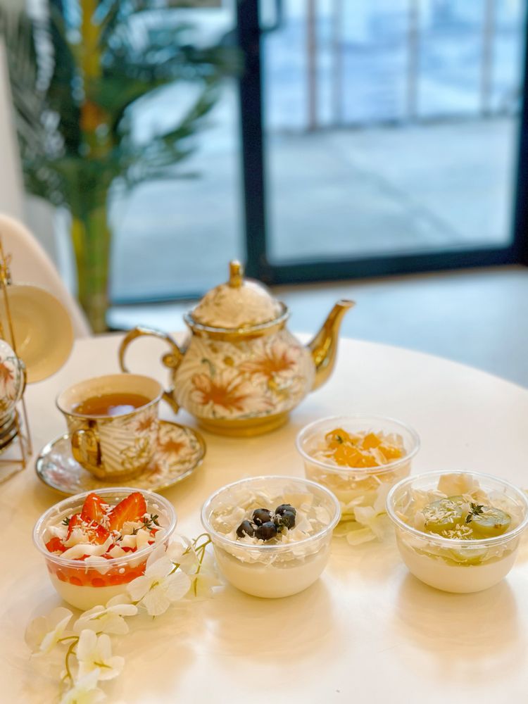 SEE YOU TOMORROW CAFE - 67 Photos & 16 Reviews - 19 Bogart St, Brooklyn ...