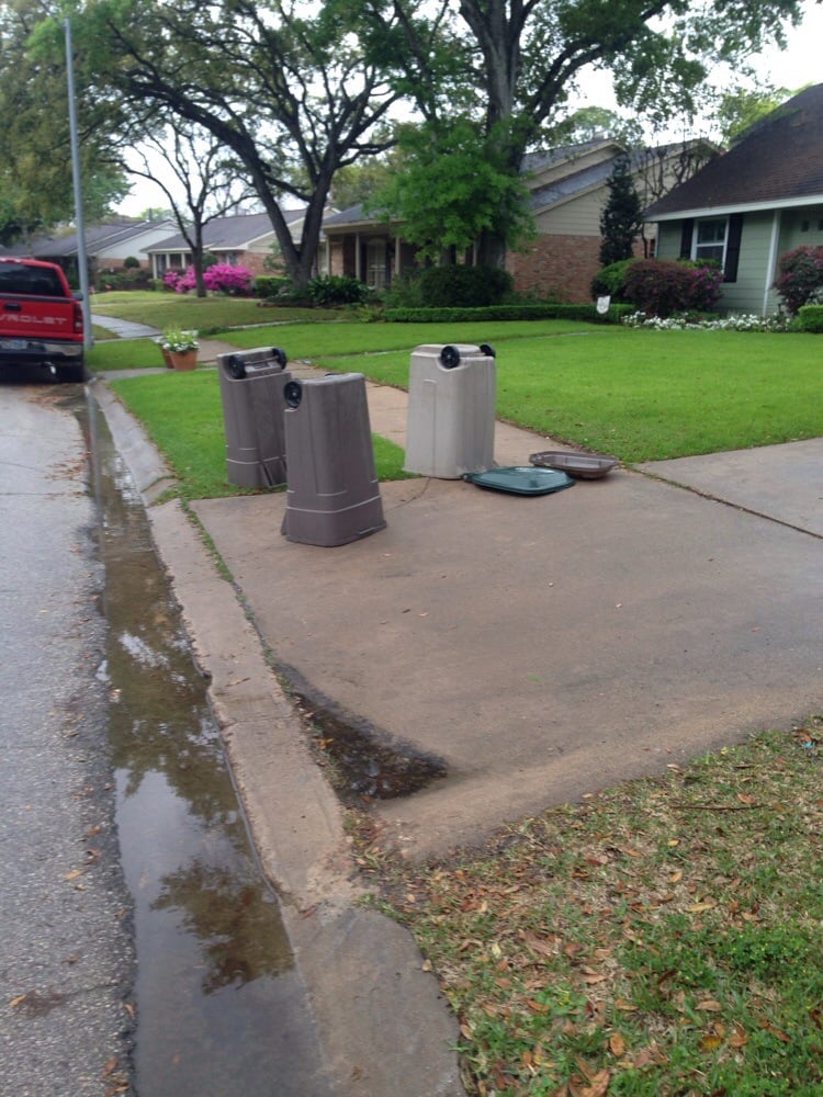WCA WASTE - Updated November 2025 - 57 Reviews - 1 Riverway, Houston ...