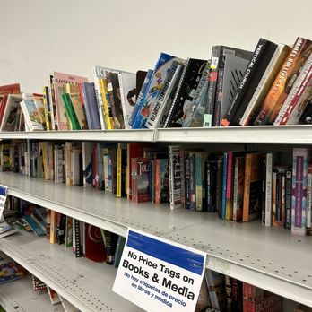 GOODWILL STORE & DONATION CENTER - Updated December 2025 - 26 Photos ...