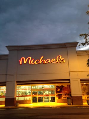 MICHAELS - Updated October 2025 - 22 Photos & 13 Reviews - 119 Main St ...