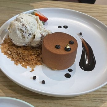 MAISON SWEET - Updated August 2024 - 172 Photos & 54 Reviews - 2930 ...