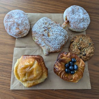 TRUE LOAF - Updated October 2025 - 279 Photos & 197 Reviews - 1894 Bay ...