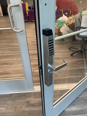 TOP LOCKSMITH - Updated December 2025 - 30 Photos & 71 Reviews - 2875 ...