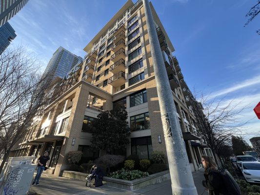 MIRABELLA SEATTLE - Updated January 2026 - 61 Photos & 22 Reviews - 116 ...