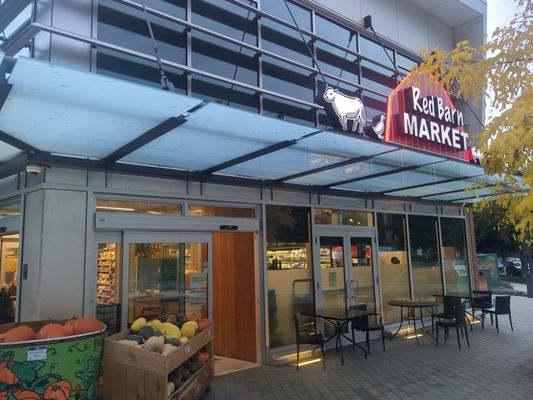 RED BARN MARKET-JAMES BAY - Updated January 2026 - 325 Menzies Street ...