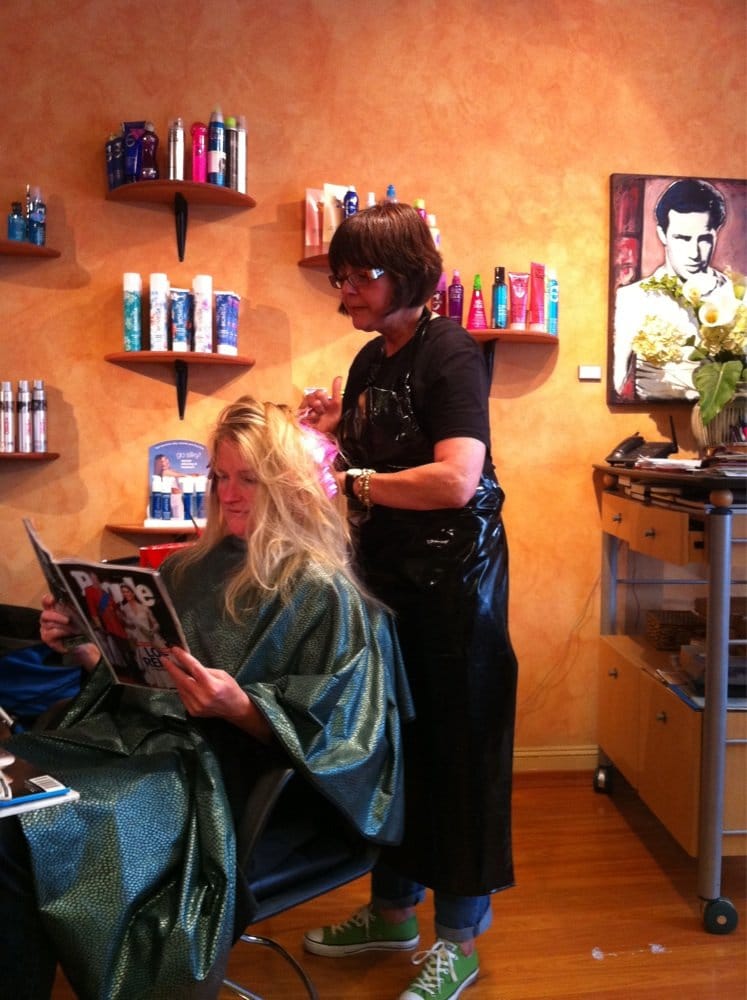 ALLEY CUTS & COLORS - Updated May 2025 - 3027 Fillmore St, San ...