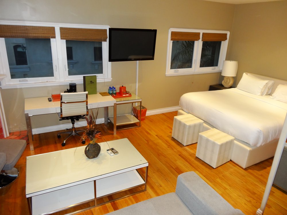 BALBOA INN - 368 Photos & 305 Reviews - 105 Main St, Newport Beach ...