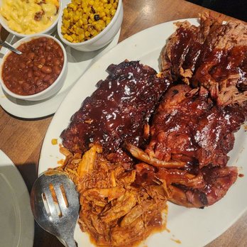 BOBBY Q - Updated April 2025 - 3923 Photos & 5155 Reviews - 8501 N 27th ...