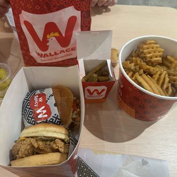 WALLACE CHICKEN - Updated October 2025 - 623 Photos & 250 Reviews ...
