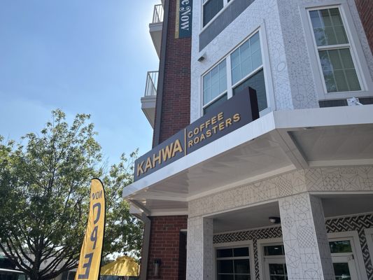 KAHWA COFFEE ROASTERS - Updated December 2024 - 22 Photos & 11 Reviews - 1050 W Magnolia Ave ...