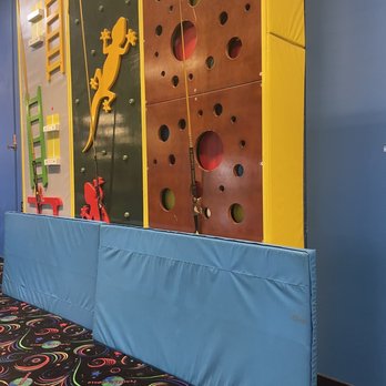 JUMPING WORLD - SW HOUSTON - Updated October 2025 - 62 Photos & 64 ...