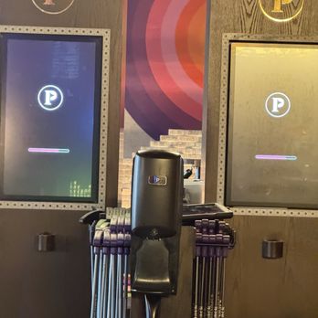 PUTTSHACK - NATICK - Updated December 2025 - 99 Photos & 43 Reviews ...