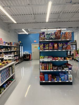 GOPUFF - Updated December 2025 - 16 Photos - 1959 71st St, Miami Beach ...