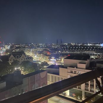 THE MONARCH CLUB - Updated August 2025 - 396 Photos & 275 Reviews - 33 ...