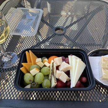 MIDDLE RIDGE WINERY - Updated October 2025 - 218 Photos & 125 Reviews ...