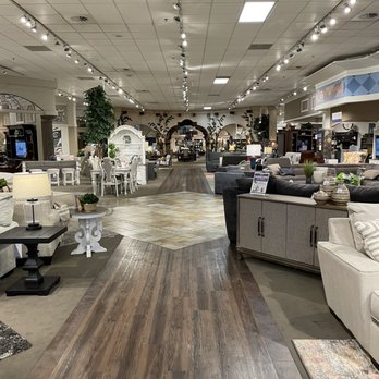 RC WILLEY - Updated July 2025 - 322 Photos & 1082 Reviews - 6636 ...