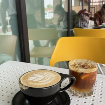 YELLOW BRICK COFFEE - Updated November 2025 - 166 Photos & 90 Reviews ...