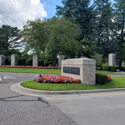 RESURRECTION CEMETERY - Updated August 2024 - 51 Photos - 18201 Clinton ...