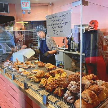 FAT PEACH BAKERY - Updated August 2025 - 74 Photos & 31 Reviews - 2907 ...