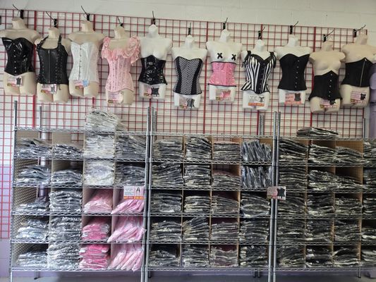 JANET’S CLOSET - Updated October 2025 - 292 Photos & 20 Reviews - 2317 ...