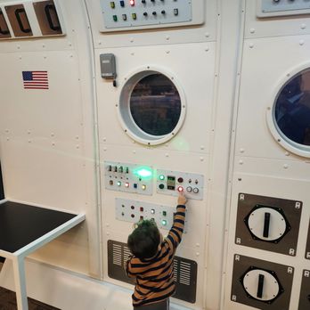 JAMES S. THALMAN LIBRARY - Updated December 2025 - 102 Photos & 110 ...