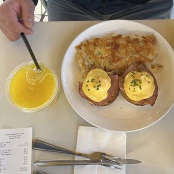 POACHED NEIGHBORHOOD KITCHEN - Updated March 2025 - 2132 Photos & 1854 ...