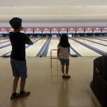 BOWLIUM LANES - Updated December 2025 - 181 Photos & 184 Reviews - 4666 ...