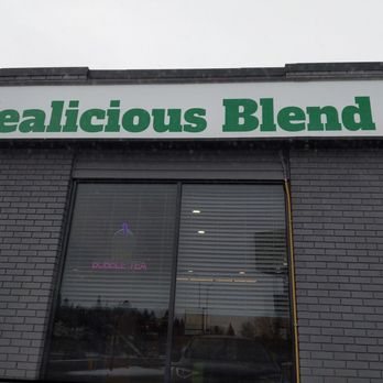 TEALICIOUS BLEND - Updated November 2025 - 25 Photos - 516 St. Albert ...