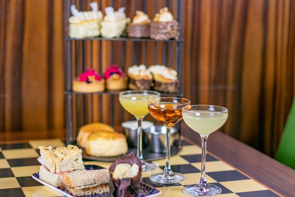 THE DEN AT ST MARTINS LANE - Updated January 2026 - 31 Photos - 45 St ...