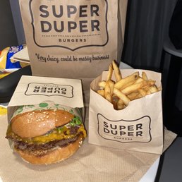 SUPER DUPER BURGERS - Updated July 2025 - 2389 Photos & 3000 Reviews ...