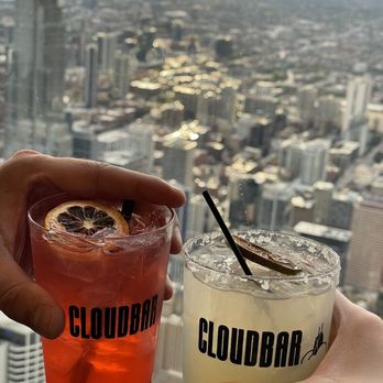 CLOUDBAR - 360 CHICAGO - Updated July 2024 - 89 Photos & 27 Reviews - 875 N Michigan Ave ...
