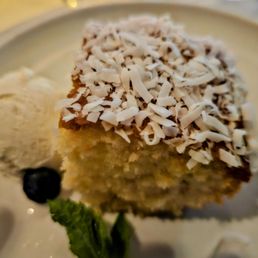 ESTIA - Updated December 2025 - 1353 Photos & 942 Reviews - 1405 Locust ...