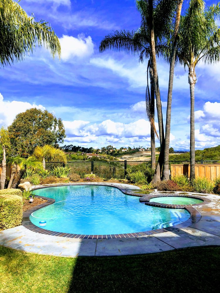 TL POOLS - Updated October 2025 - 18 Photos & 16 Reviews - La Mesa ...