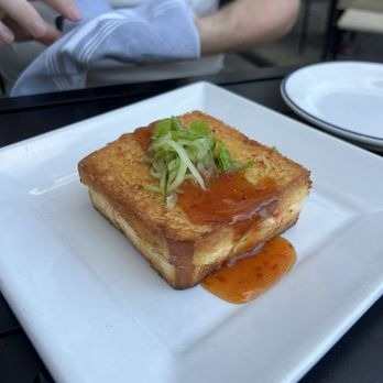 THE BLUE HEN - Updated May 2025 - 224 Photos & 150 Reviews - 33 ...