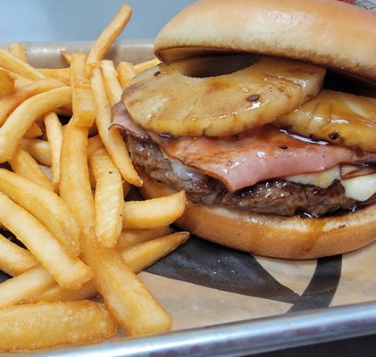 CHUBBY’S PUBLIC HOUSE - Updated May 2026 - 15 Photos & 25 Reviews ...