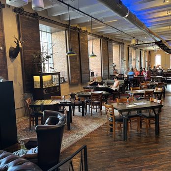 NORTHERN ROW BREWERY & DISTILLERY - Updated January 2025 - 147 Photos ...