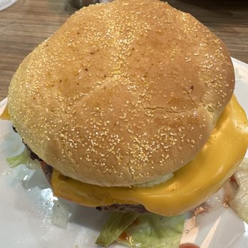 FRIENDSHIP HOUSE FAMILY RESTAURANT - Updated August 2025 - 29 Photos ...