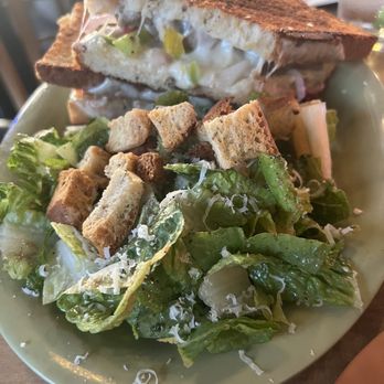 WATERSHED PUB & KITCHEN - Updated August 2024 - 297 Photos & 475 ...