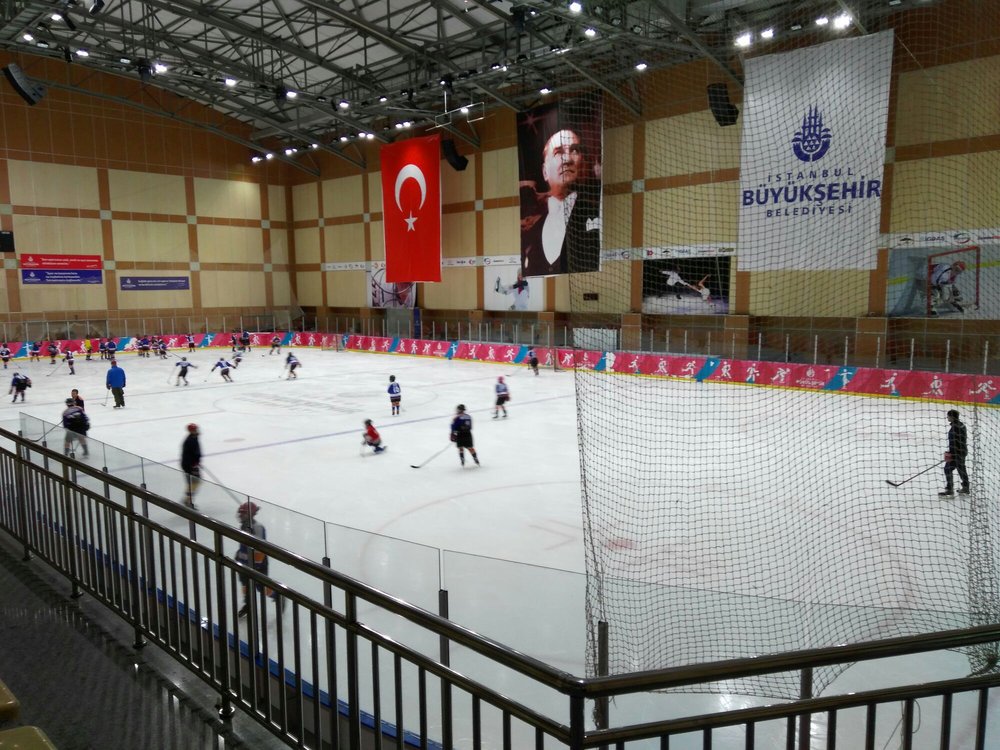 SILIVRIKAPI BUZ PISTI - Updated March 2025 - Sümbül Efendi Mah ...