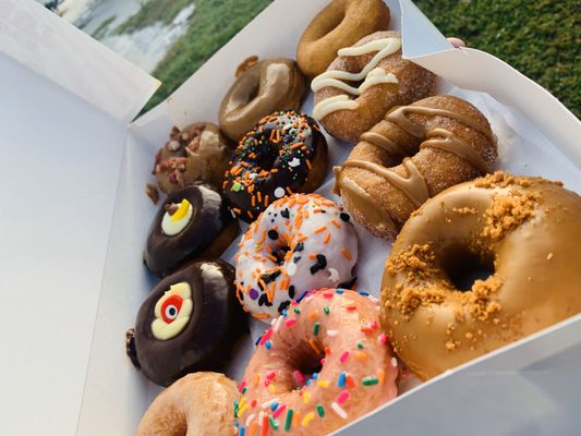 JOY DONUTS - Updated January 2026 - 80 Photos & 43 Reviews - 441 Wolf ...