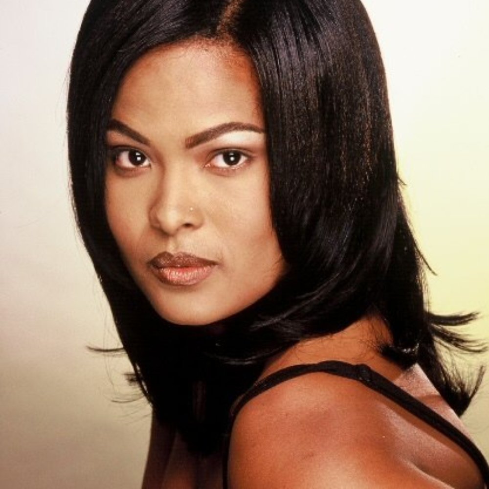 Constance Mace's Instagram, Twitter & Facebook on IDCrawl