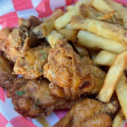 T STREET EATZ - Updated November 2025 - 48 Photos & 13 Reviews - 222 ...