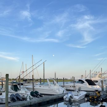 PIER 95 RESTAURANT - MARINA - Updated August 2024 - 157 Photos & 149 ...