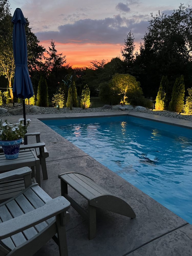 HYDROSCAPE POOLS - Updated February 2025 - 21 Photos - 41 University Dr ...